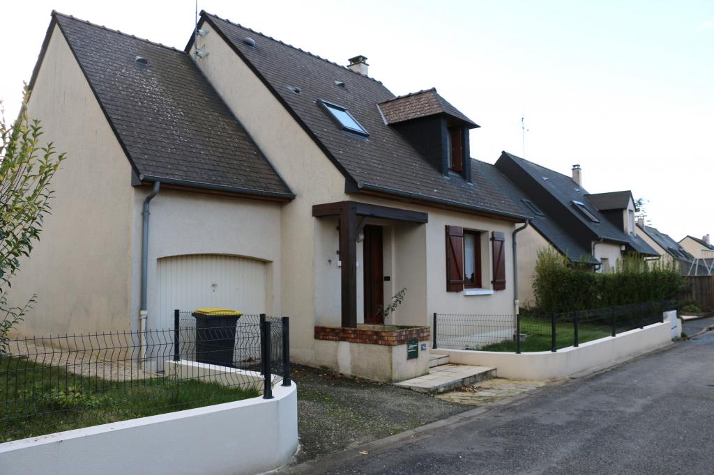 Maison à louer à Laval 53000 4 pièces 80 m²